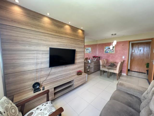 Apartamento com 2 Quartos e 2 banheiros à Venda, 50 m² por R$ 320.000