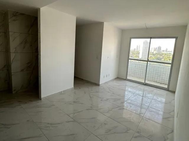 Apartamento com 2 Quartos e 2 banheiros à Venda, 51 m² por R$ 310.000