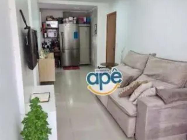 Apartamento com 2 Quartos e 2 banheiros à Venda, 57 m² por R$ 350.000