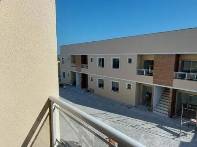 Apartamento com 2 Quartos e 2 banheiros à Venda, 54 m² por R$ 195.000