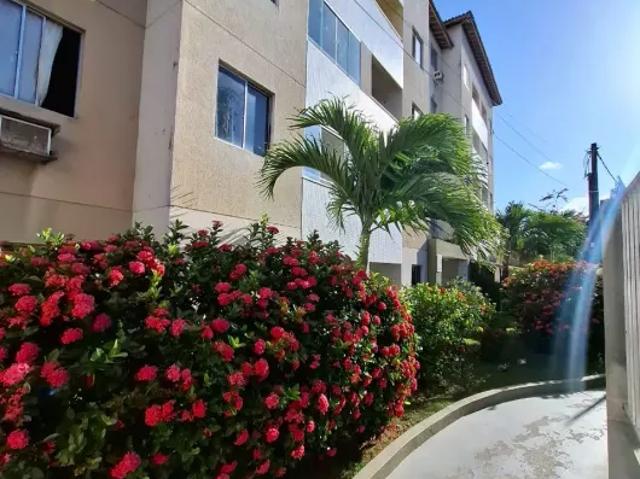 Apartamento com 2 Quartos e 2 banheiros à Venda, 54 m² por R$ 215.000