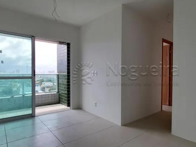 Apartamento com 2 Quartos e 2 banheiros à Venda, 55 m² por R$ 349.999