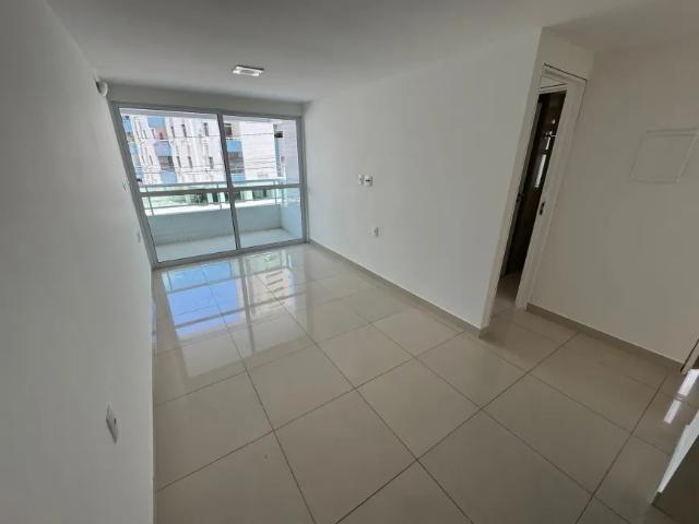 Apartamento com 2 Quartos e 2 banheiros à Venda, 55 m² por R$ 350.000
