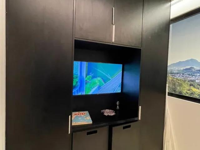 Apartamento com 2 Quartos e 2 banheiros à Venda, 55 m² por R$ 309.000
