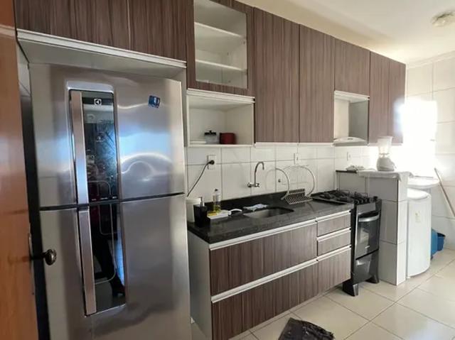 Apartamento com 2 Quartos e 2 banheiros à Venda, 59 m² por R$ 275.000