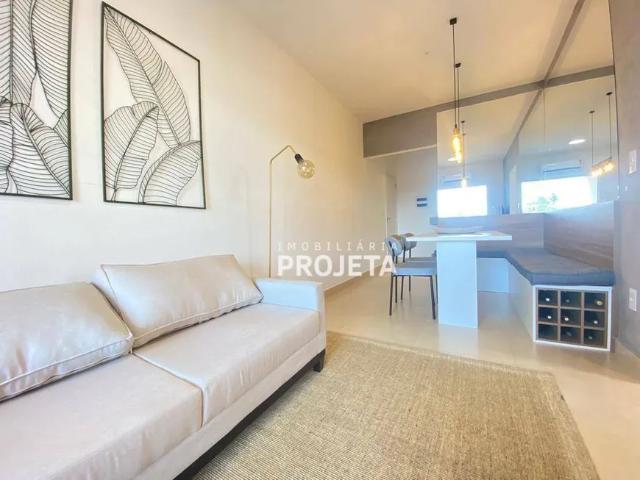 Apartamento com 2 Quartos e 2 banheiros à Venda, 63 m² por R$ 230.000