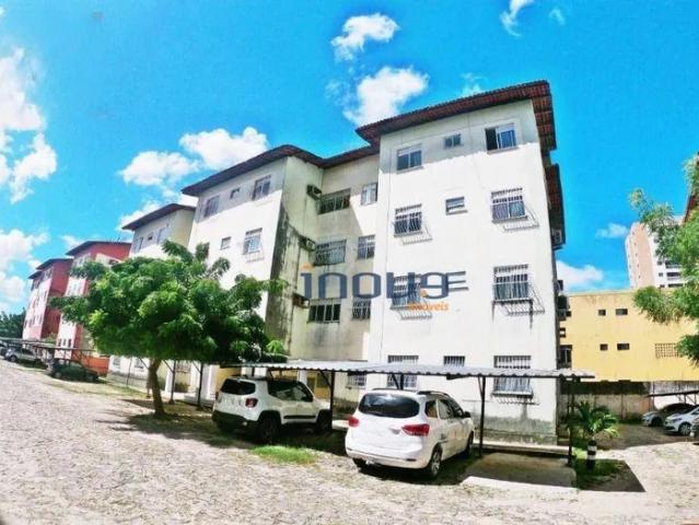 Apartamento com 2 Quartos e 2 banheiros à Venda, 60 m² por R$ 195.000