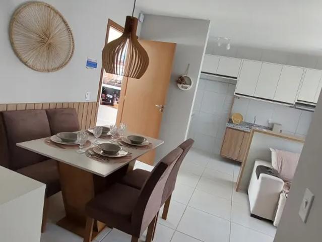 Apartamento com 2 Quartos e 2 banheiros à Venda, 60 m² por R$ 299.000