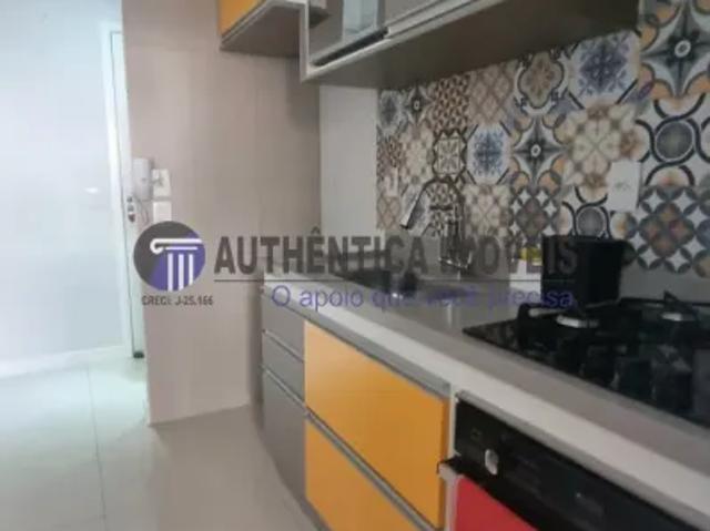 Apartamento com 2 Quartos e 2 banheiros à Venda, 60 m² por R$ 340.000