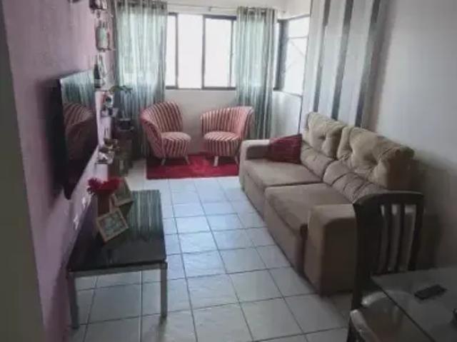 Apartamento com 2 Quartos e 2 banheiros à Venda, 60 m² por R$ 350.000