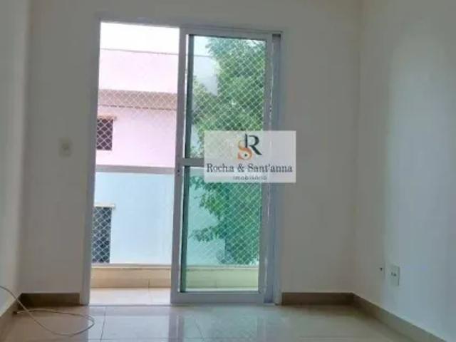 Apartamento com 2 Quartos e 2 banheiros à Venda, 60 m² por R$ 360.000