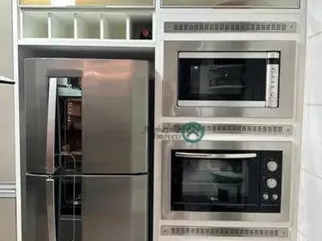 Apartamento com 2 Quartos e 2 banheiros à Venda, 60 m² por R$ 365.000