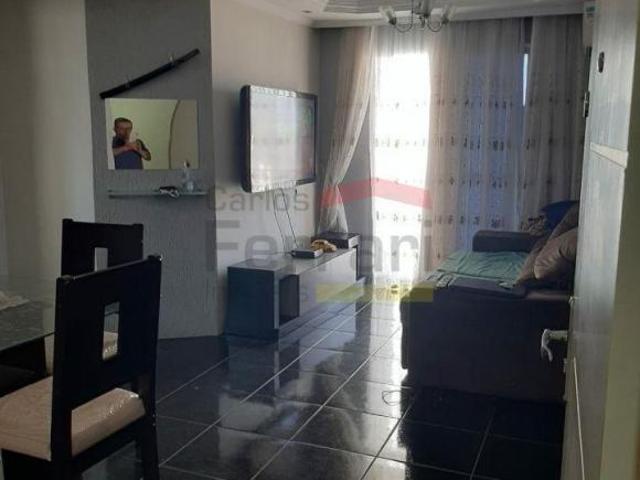 Apartamento com 2 Quartos e 2 banheiros à Venda, 60 m²