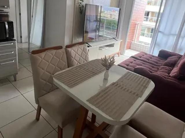 Apartamento com 2 Quartos e 2 banheiros à Venda, 61 m² por R$ 350.000