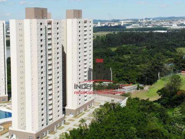 Apartamento com 2 Quartos e 2 banheiros à Venda, 62 m² por R$ 345.000