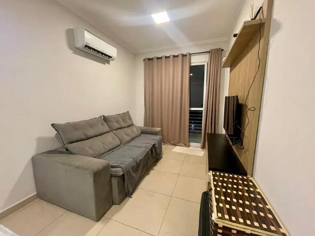 Apartamento com 2 Quartos e 2 banheiros à Venda, 62 m² por R$ 350.000