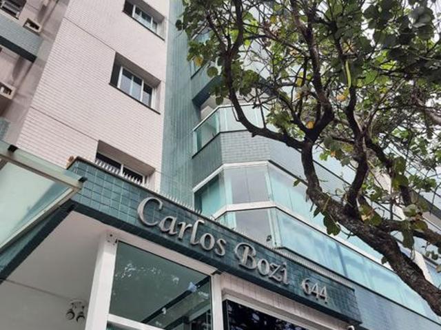 Apartamento com 2 Quartos e 2 banheiros à Venda, 62 m² por R$ 450.000