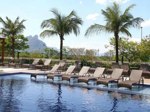 Apartamento com 2 Quartos e 2 banheiros à Venda, 64 m² por R$ 530.000