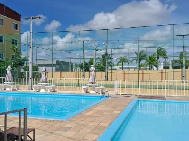 Apartamento com 2 Quartos e 2 banheiros à Venda, 65 m² por R$ 105.000