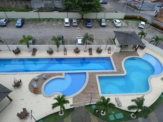 Apartamento com 2 Quartos e 2 banheiros à Venda, 65 m² por R$ 280.000