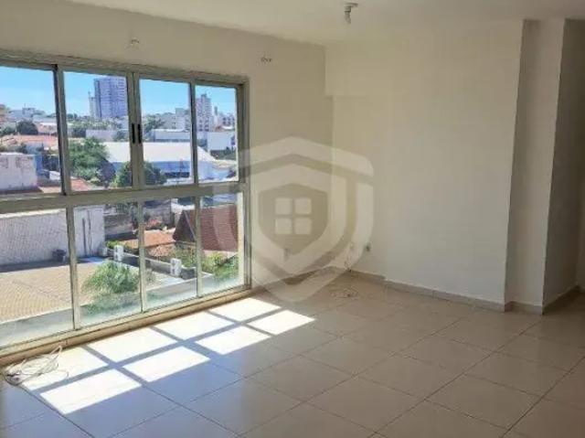 Apartamento com 2 Quartos e 2 banheiros à Venda, 65 m² por R$ 350.000