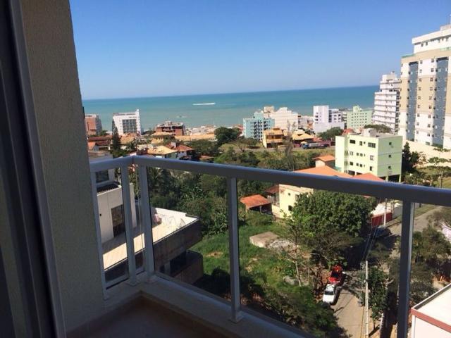Apartamento com 2 Quartos e 2 banheiros à Venda, 65 m² por R$ 360.000