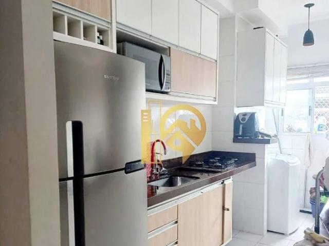 Apartamento com 2 Quartos e 2 banheiros à Venda, 65 m² por R$ 365.000