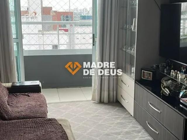 Apartamento com 2 Quartos e 2 banheiros à Venda, 65 m² por R$ 470.000