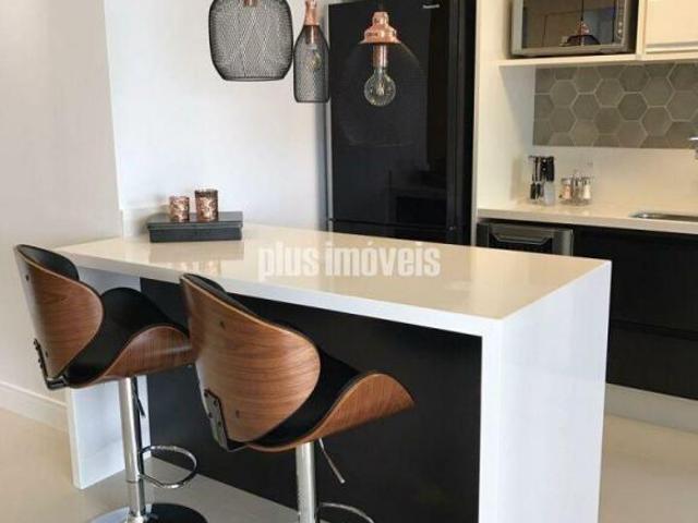 Apartamento com 2 Quartos e 2 banheiros à Venda, 65 m²