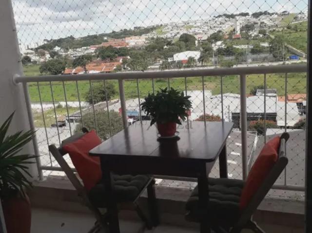Apartamento com 2 Quartos e 2 banheiros à Venda, 66 m² por R$ 380.000