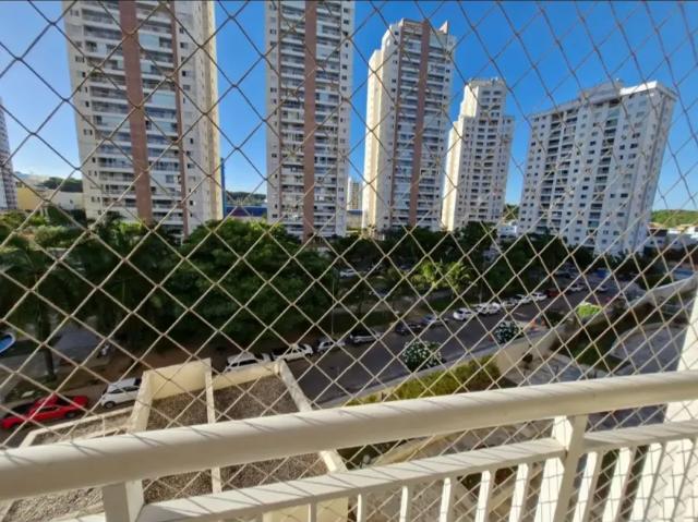 Apartamento com 2 Quartos e 2 banheiros à Venda, 66 m² por R$ 610.000