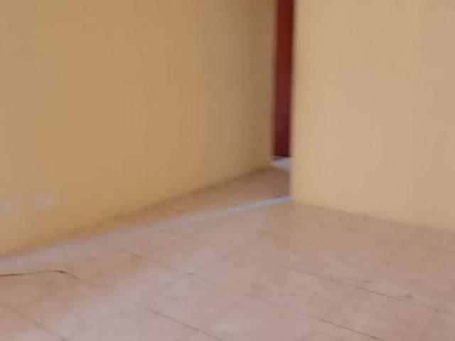 Apartamento com 2 Quartos e 2 banheiros à Venda, 70 m² por R$ 160.000
