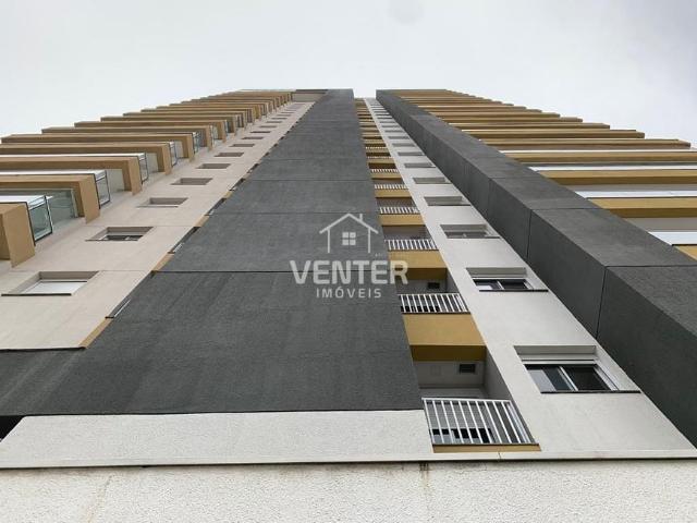 Apartamento com 2 Quartos e 2 banheiros à Venda, 70 m² por R$ 460.000