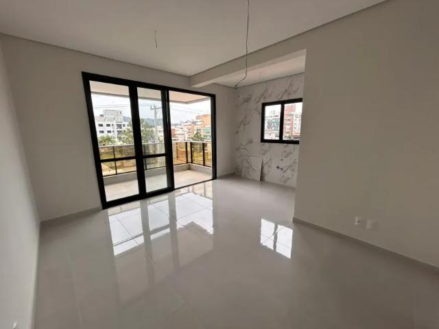 Apartamento com 2 Quartos e 2 banheiros à Venda, 72 m² por R$ 861.629