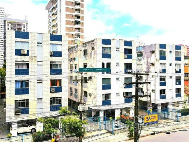 Apartamento com 2 Quartos e 2 banheiros à Venda, 77 m² por R$ 270.000
