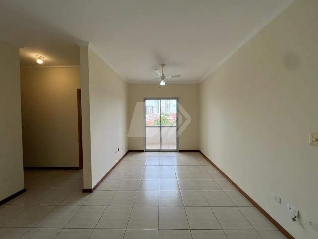 Apartamento com 2 Quartos e 2 banheiros à Venda, 77 m² por R$ 340.000