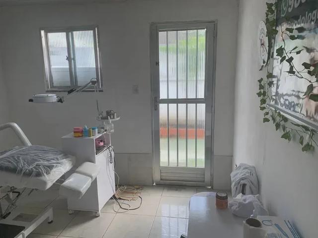 Apartamento com 2 Quartos e 2 banheiros à Venda, 75 m² por R$ 100.000