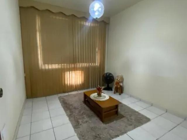 Apartamento com 2 Quartos e 2 banheiros à Venda, 80 m² por R$ 360.000