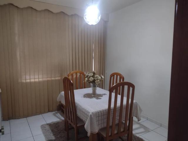 Apartamento com 2 Quartos e 2 banheiros à Venda, 80 m² por R$ 360.000