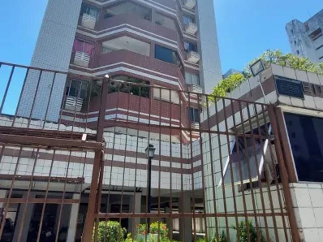 Apartamento com 2 Quartos e 2 banheiros à Venda, 80 m² por R$ 379.000