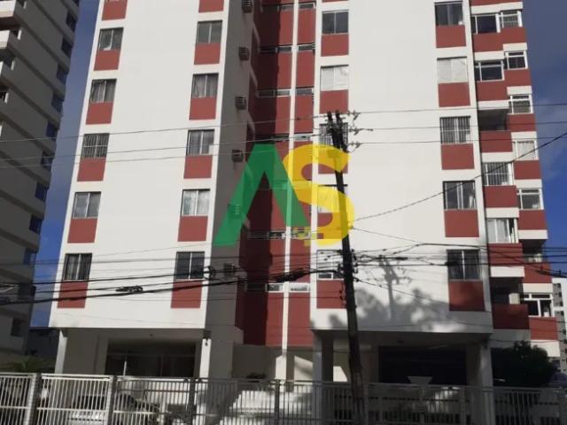 Apartamento com 2 Quartos e 2 banheiros à Venda, 82 m² por R$ 290.000