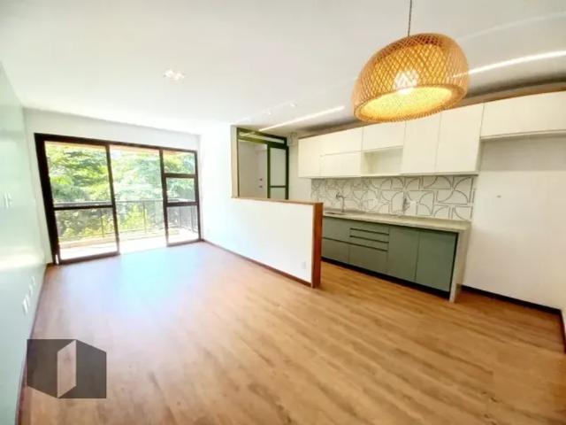 Apartamento com 2 Quartos e 2 banheiros à Venda, 93 m² por R$ 1.200.000