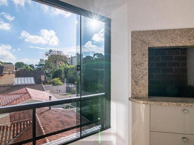 Apartamento com 2 Quartos e 2 banheiros à Venda, 101 m² por R$ 680.000