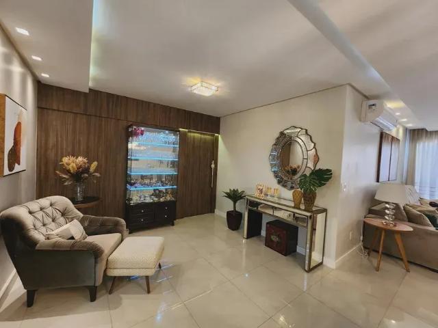 Apartamento com 2 Quartos e 2 banheiros à Venda, 115 m² por R$ 280.000