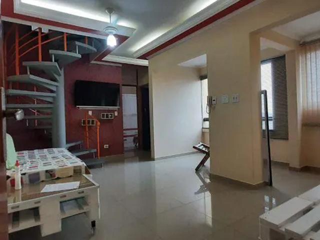 Apartamento com 2 Quartos e 2 banheiros à Venda, 125 m² por R$ 295.000