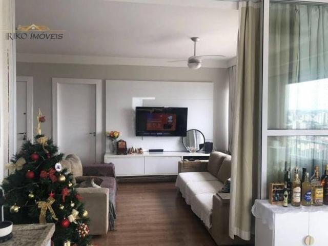 Apartamento com 2 Quartos e 2 banheiros à Locação, 81 m²