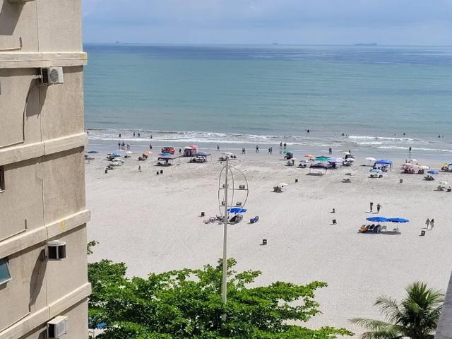 Apartamento com 2 Quartos e 2 banheiros para Alugar, 80 m² por R$ 500/Dia