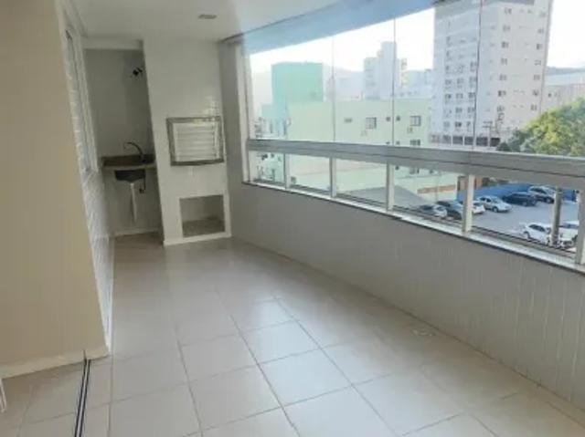 Apartamento com 2 Quartos e 2 banheiros para Alugar, 85 m² por R$ 6.500/Mês