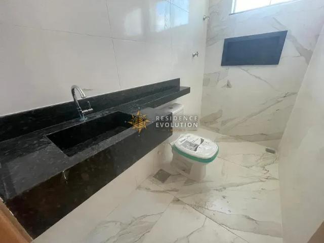 Apartamento com 2 Quartos e 2 banheiros à Venda