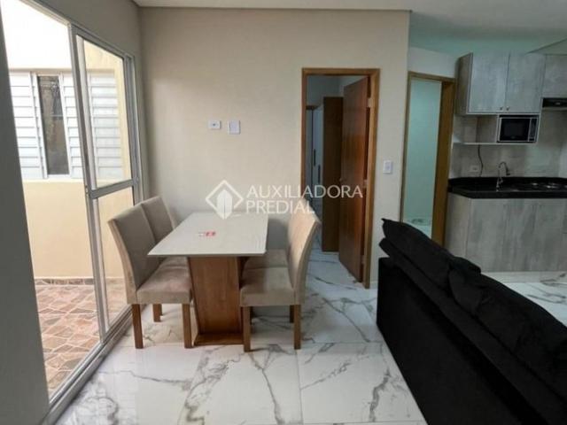Apartamento com 2 quartos e 34m² para alugar em Vila Tibiriçá, Santo André